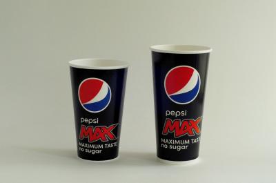 China Tazas de papel de pared desechables impresas a medida para bebidas heladas en venta