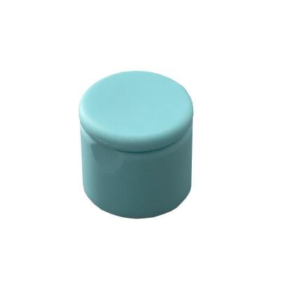 Cina Richiesta personalizzata 24410 Tappo di plastica per tappi per bottiglie cosmetiche in vendita