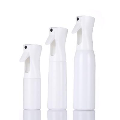 Cina Bottiglia a bocca stretta 320ml richiesta su misura Spray per animali di plastica Sprayer per bottiglie di nebbia in vendita