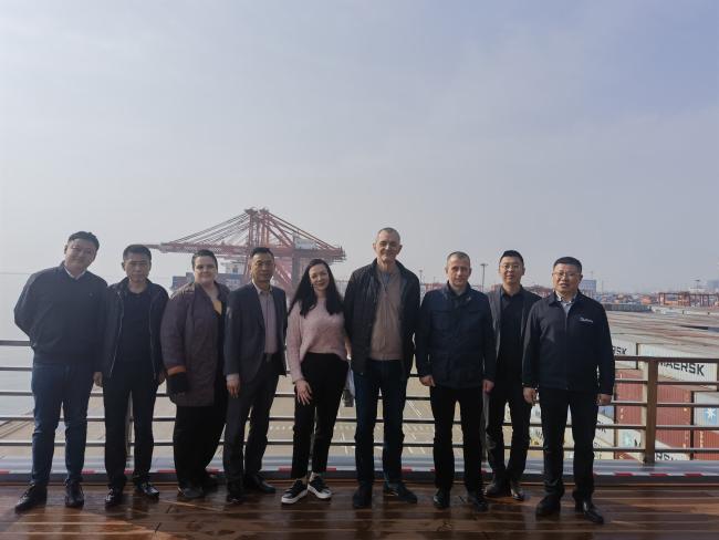 Customizable Harbour Freight Gantry Crane with PLC control system in port operation