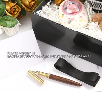 China Cajas de propuestas de novios, cajas plegables rectangulares de cierre magnético para envases de regalos (negro mate) en venta