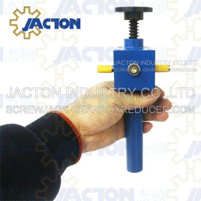 China 5 KN Cubic Screw Jack Lifting Screw Diameter 18MM Lead 4MM Gear Ratio 5:1 and 20:1 for sale