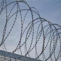 China Perimeter Security Razor Wire BTO-22 0.4mm Thickness 2.5mm Wire Diameter Anti-Climb Barrier for sale