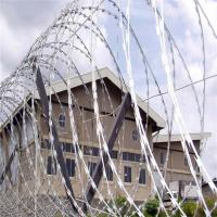 China Perimeter Security Razor Wire BTO-22 0.4mm Thickness 2.5mm Wire Diameter Anti-Climb Barrier for sale