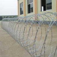 China Perimeter Security Razor Wire BTO-22 0.4mm Thickness 2.5mm Wire Diameter Anti-Climb Barrier for sale