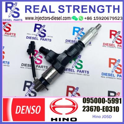 Cina iniettore 095000-5995 23670-E0310 23670-E0311 per l'iniettore di combustibile comune della ferrovia del CAMION di HINO J05D UD 095000-5991 23670-E0310 in vendita