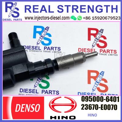 Cina Iniettore comune diesel della ferrovia 095000-6401 095000-6400 095000-6402 per HINO 23670-E0070 23670-E0071 in vendita