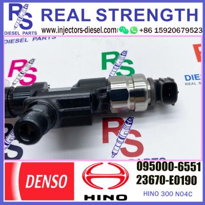 Cina iniettore originale 095000-6550 095000-6551 per HINO 300 N04C 23670-E0190 23670-78140 in vendita