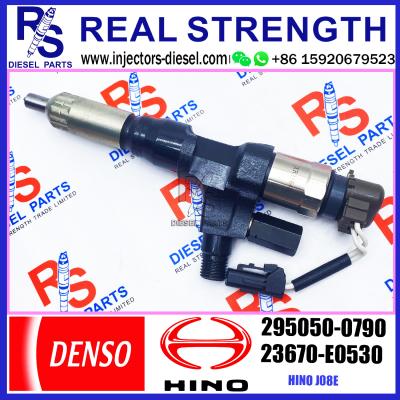China van de diesel gemeenschappelijke de dieselmotorbrandstofinjector 295050-0790 spoorinjecteur 23670-E0530 voor HINO J08E Te koop