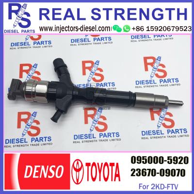 Cina Iniettore comune della ferrovia 23670-30110 095000-6180 095000-5920 per il motore diesel 1KD-FTV in vendita