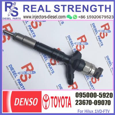 Cina Iniettore comune della ferrovia 23670-30110 095000-6180 095000-5920 per il motore diesel 1KD-FTV in vendita