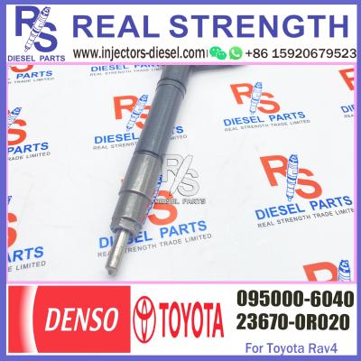 Cina iniettore 095000-6040 23670-0R020 del motore del combustibile diesel per l'iniettore ad alta pressione dell'iniezione del motore della pompa del motore 095000-6040 in vendita