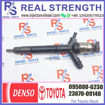 China Carril común diesel 23670-0R020 23670-0R170 23670-0R120 del inyector de Toyota 2AD-FTV en venta