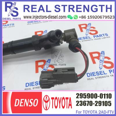 Cina Iniettore diesel della ferrovia comune 295900-0110 per TOYOTA 2,2 D4D D-CAT 23670-29105 in vendita