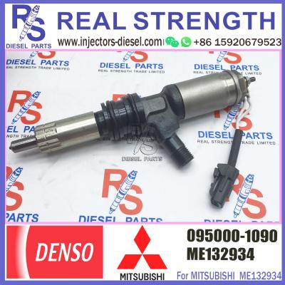 Cina Iniettore comune diesel ME302566 ME132934 095000-1090 della ferrovia dell'assemblea di ugello per il sistema di pompaggio comune della ferrovia 6M60 in vendita