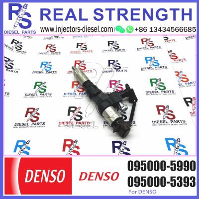 Cina Nuovo iniettore di carburante diesel comune 095000-5990 per HI-NO JO5D 23670-E0310 23670-E031123910-1410 in vendita