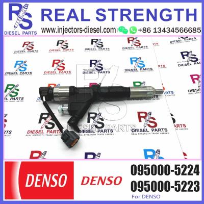 Cina 095000-5224 iniettore Common rail 095000-5224 per HINO E13C 700 serie 23670-E0340 23670-E0341 095000-5224 in vendita