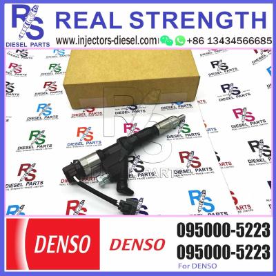 Cina 095000-5223 Iniettore Common Rail 095000-5223 per HINO E13C 700 Serie 23670-E0340 23670-E0341 in vendita