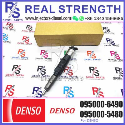 Cina Comparto di rotaia comune iniettore 23670-51051 ugello di iniezione del carburante diesel 095000-6490 per TOYOTA HILUX 1KD in vendita