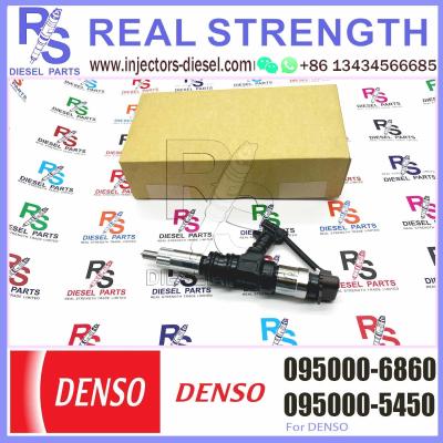 Cina Common rail 6M60 ME304627 Nozzolo iniettore 095000-5450 9709500-686 095000-6860 o iniettore di carburante 095000-6860 in vendita