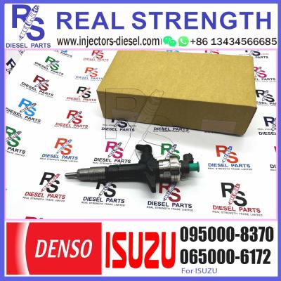 Cina Iniettore di carburante per motori diesel 095000-8370 095000-8373 8-98119228-3 Iniettore Common Rail 095000-8370 in vendita