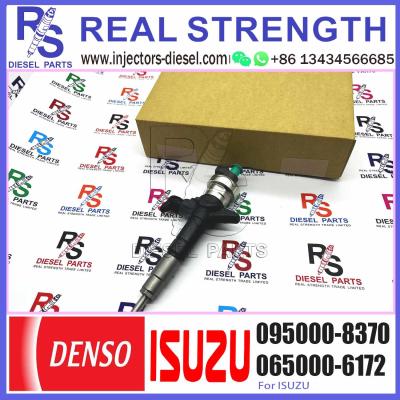 Cina Iniettore di carburante per motori diesel 095000-8370 095000-8373 8-98119228-3 Iniettore Common Rail 095000-8370 in vendita