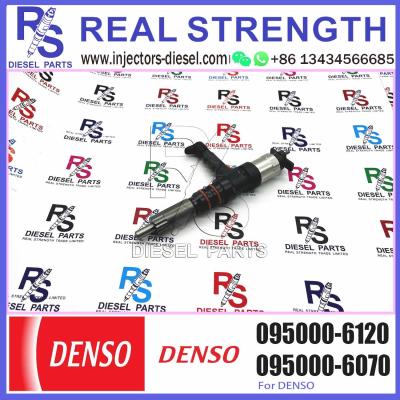 Cina Iniezione di carburante diesel comune 095000-6120 Per Komatsu PC600 Escavatore 6261-11-3100 iniettore diesel in vendita