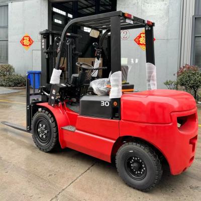 Cina 3000 kg 4000 kg carrelli elevatori diesel per tutti i terreni in vendita