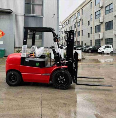 Cina 7716lb 9920lb Camione elevatore a forchetta diesel da 19 piedi con cambio laterale con certificato CE in vendita