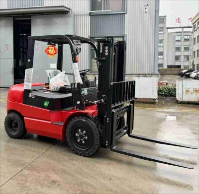 Cina 7716lb 9920lb Camione elevatore a forchetta diesel da 19 piedi con cambio laterale con certificato CE in vendita
