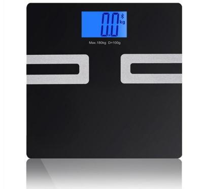 Cina Mini peso del nero di dimensione e scala Bluetooth del grasso corporeo elettronico in vendita