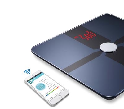 Cina Scala del grasso corporeo di Bluetooth Digital di alta precisione con 4 sensori in vendita
