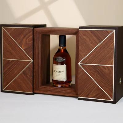 China Custom Walnut Wine Display Box Laser Engraving With LED Light for sale