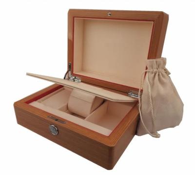 China Square Vintage Watch Display Case With Matte Finish Velvet Lining Drop Proof for sale
