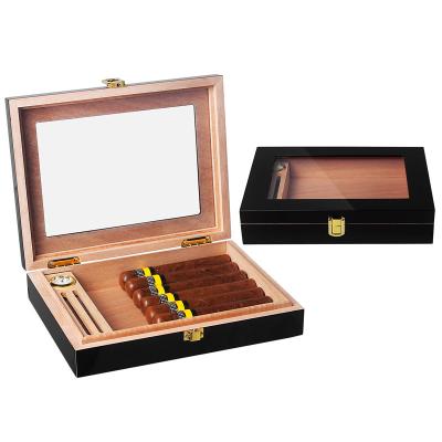 China Wooden Luxury Cigar Box Handcrafted With Piano Lacquer Finish for sale