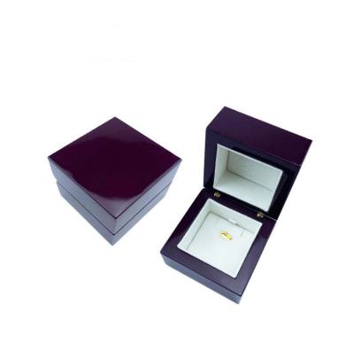 China Walnut Small Ring Box Custom Glossy Wooden Jewelry Box With Velvet Inside Design for sale