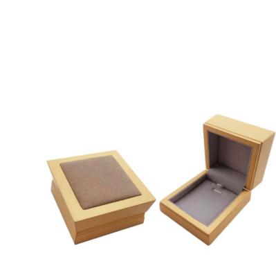 China Elegant Lacquer Finish Wooden Jewelry Box With Custom Inside PU Leather for sale