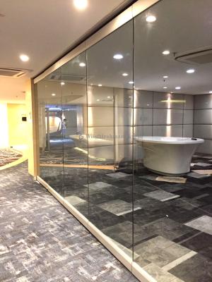 China Customization Banquet Hall Partition Wall Perfect for Dividing and Customizing Your Banquet Space for sale