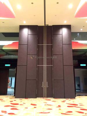 China Exhibition Centers Foldable Room Separator with Pass Door Selection Single Or Double Door for sale