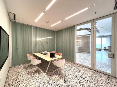 China Aluminum Surface Material Office Partition Wall with Fireproof Aluminum Alloy Frame Providing Privacy and Safety in Office Settings for sale