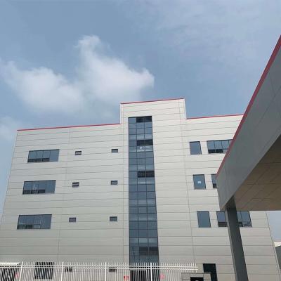 Cina Magazzino con struttura in acciaio con certificazione ISO 9001-2008 e porte personalizzate in vendita