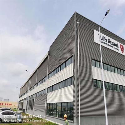 중국 아연 도금 프레임과 샌드위치 패널 지붕을 갖춘 강철 구조 창고 판매용