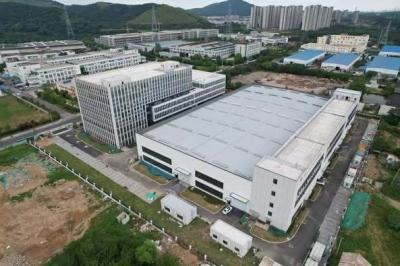 Китай IS0 9001 Сертифицированный склад стальных конструкций с однолистной стальной крышей и настраиваемыми характеристиками продается