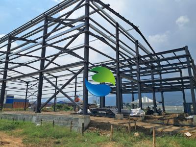 China Customized Snow Load Capacity Steel Structure Warehouse with Sandwich Panel Heat Insulation System and 50 Years Structural Warranty for sale