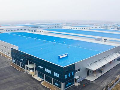 China Steel Color Sheet Cladding Manufacturing Workshop Featuring EPS Sandwich Panel Roofing Ideal for Industrial Space Management for sale