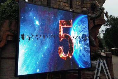China Outdoor LED Commercial Advertising Display Screen / P6mm Giant LED Display for sale
