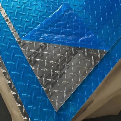 China Mill Finish 3003 5052 Aluminum Diamond Plate 40 Brinell Hardness Customizable Length and Bar Height for sale