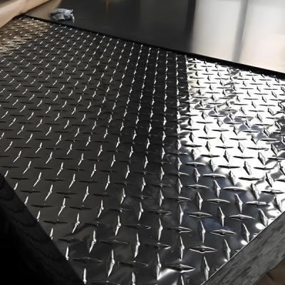 China 0.125 Inch 96 Inch Length 3003 5052 Aluminum Diamond Plate For Heavy duty Cold/Hot Rolled Solutions for sale