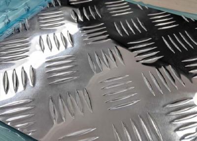 Cina Lamiera striata di alluminio 3003 del grado militare 5 barre di piatto di alluminio 4x8 del passo in vendita