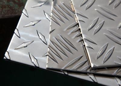 China 3003 5052 Stair Tread Plates / Highly Bright Finish Aluminum Sheet For Deck Steps for sale